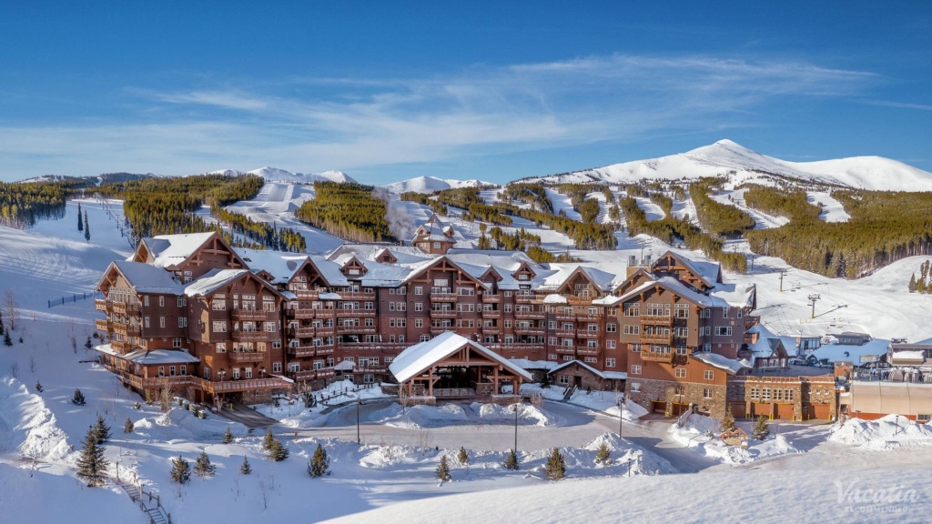 Skiing with Family: Condo or Lodge? - R We There Yet Mom?