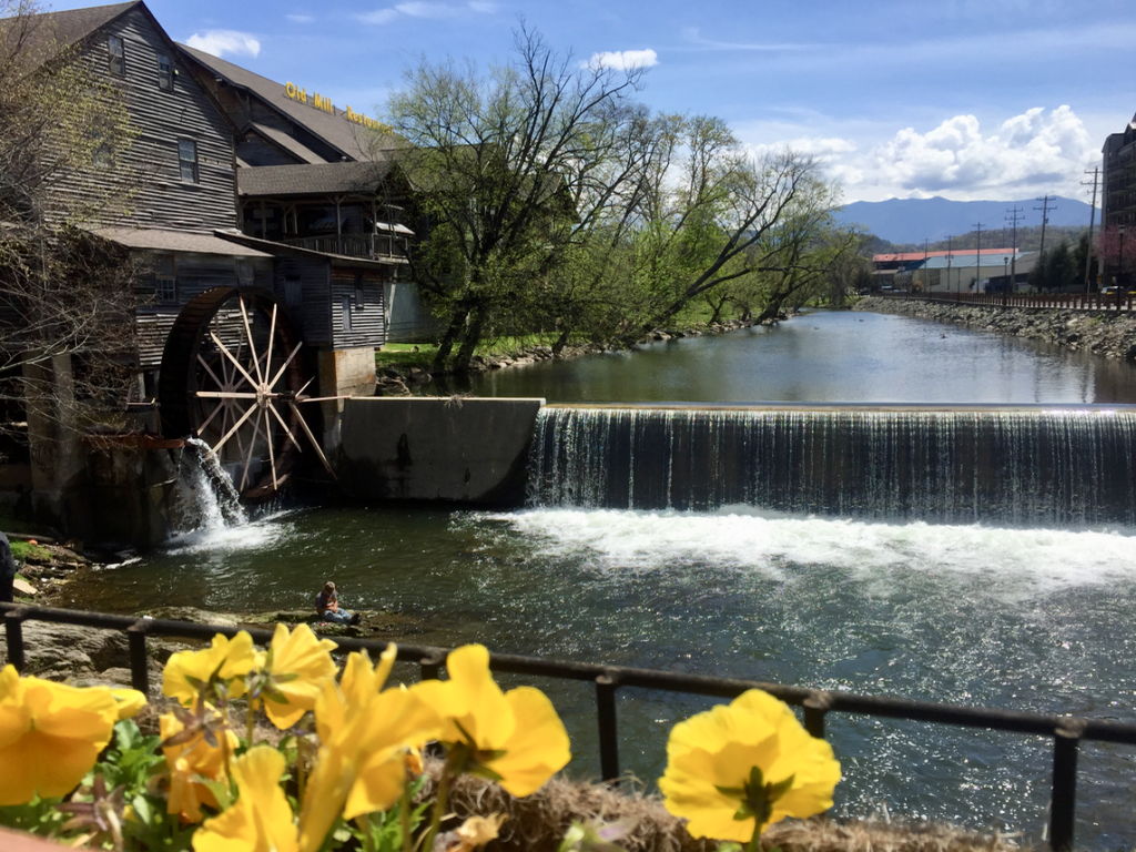 7 Things You Must Do on a Pigeon Forge Vacation